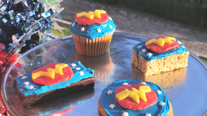 Make Your Own Wonder Woman Candy Toppers – Geek Gals